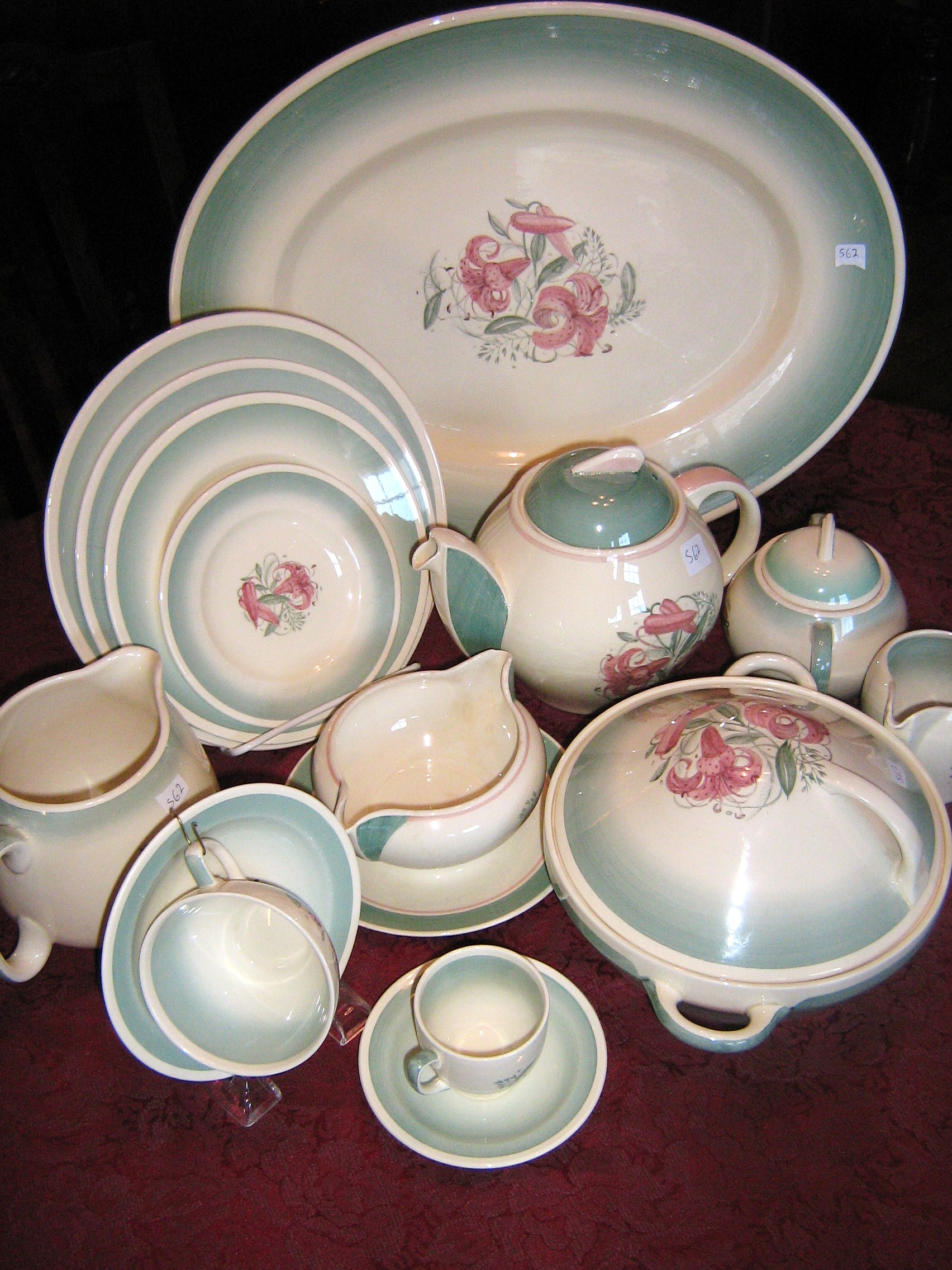 Home: Winnipeg Antique Auction – Dominion Auctions